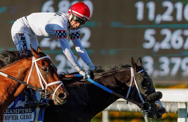 Santa Anita: Dreamfyre stays unbeaten; Endlessly also delivers