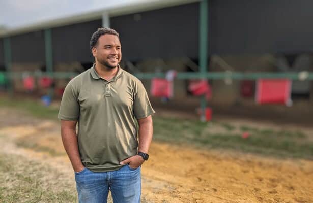 Well-traveled Fev Rover may win Beverly D. for team Casse