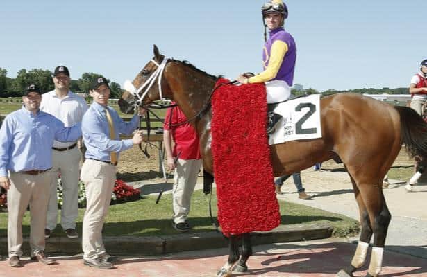 Favored Owendale rides the rail to 2019 Ohio Derby win