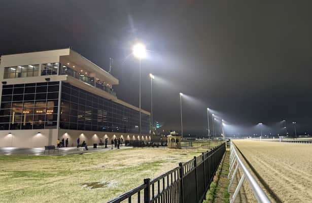 Turfway Park cancels Friday and Saturday, postpones Leonatus