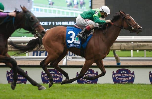 Etoile rallies to win Woodbine's G1 E.P. Taylor for Brown